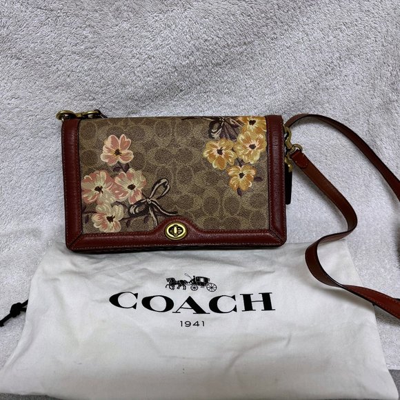 Coach | Bags | Coach 941 Riley Signature Canvas Prairie Blossoms ...